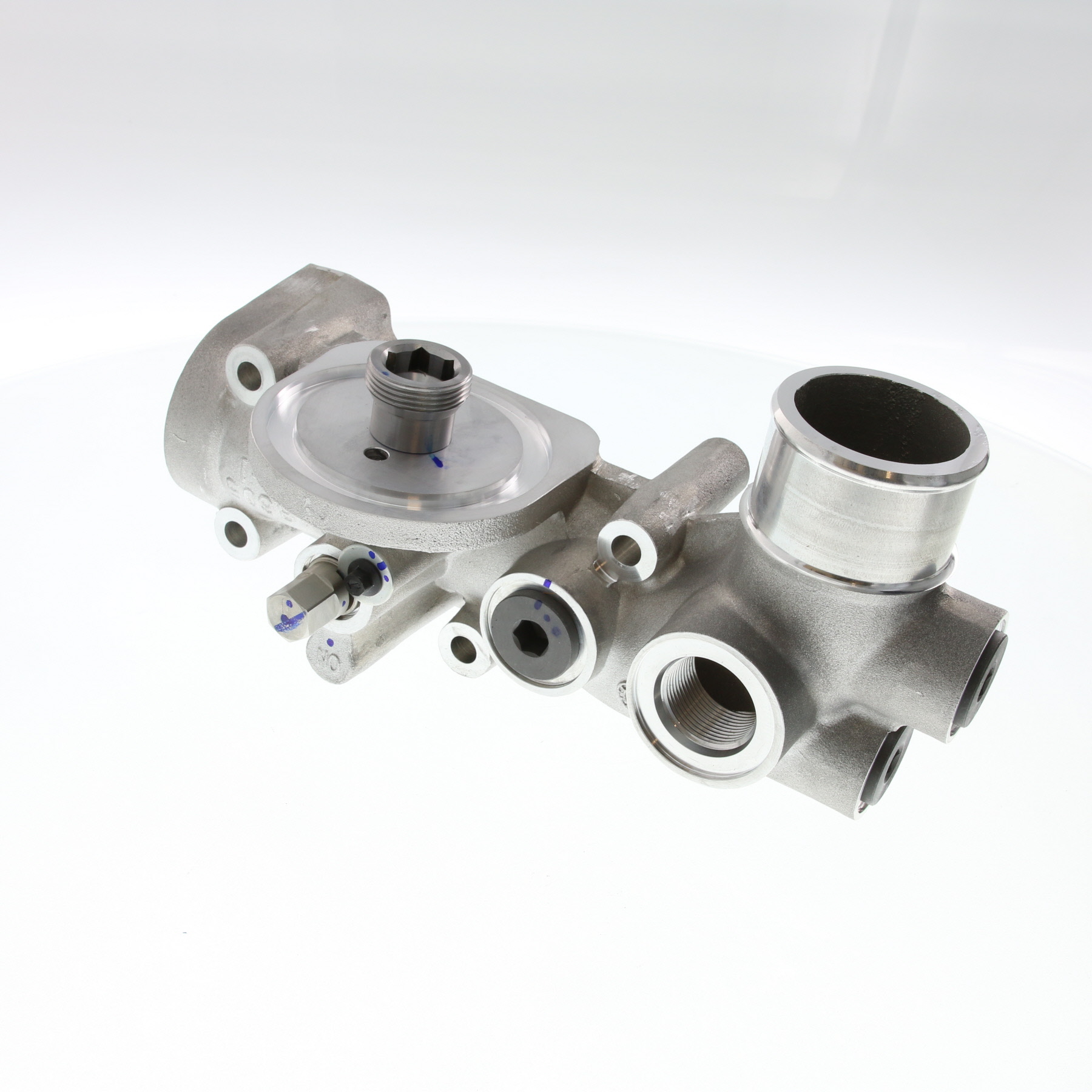 4318607CUM | Kenworth® | CONNECTIONWATER INLET | Source One Parts Center